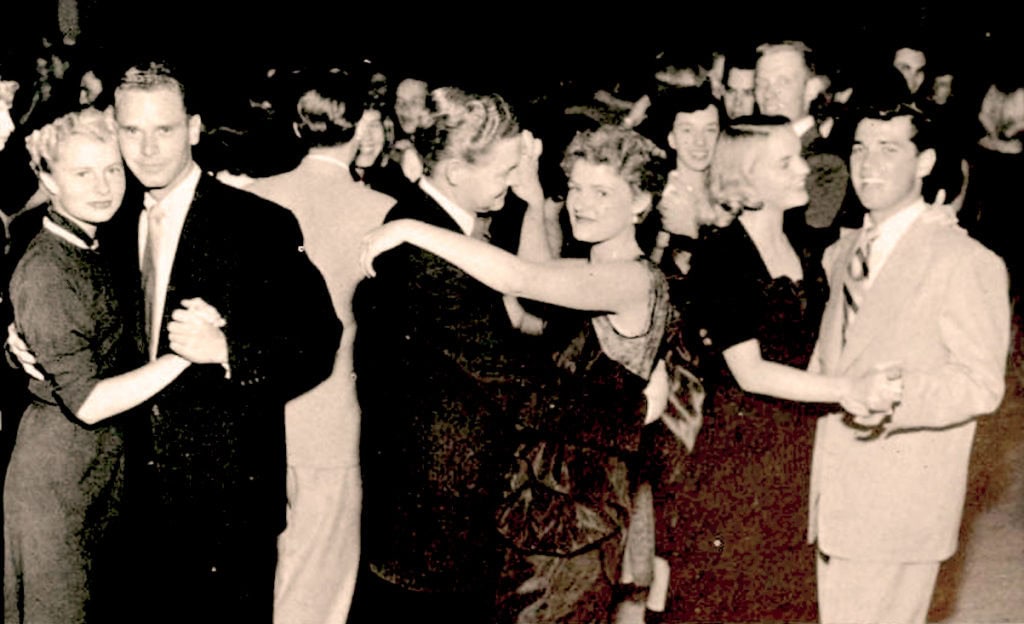 Night Life And Mating Rituals Of The Early 1950s - 1952 And The Lost ...